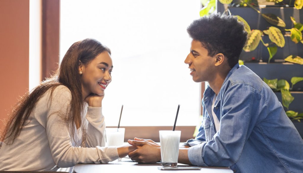 15 Places to Find a Girlfriend that Actually Work - Victoria Milan